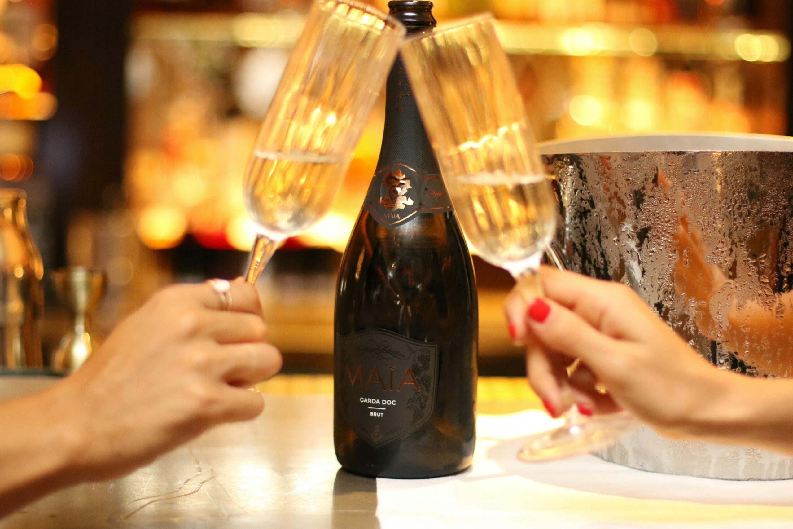 The Best Romantic Restaurants Singapore for Memorable Date Nights